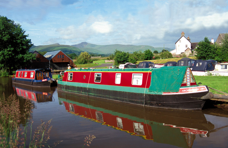 Canal Basin to Brynich - Brecon Beacons National Park, Wales